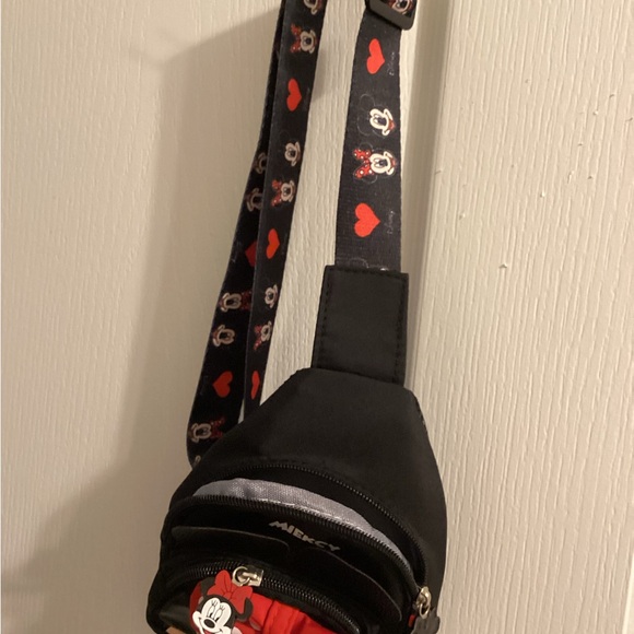 Disney | Bags | Disney Black And Red Minnie Mouse Belt Bag | Poshmark